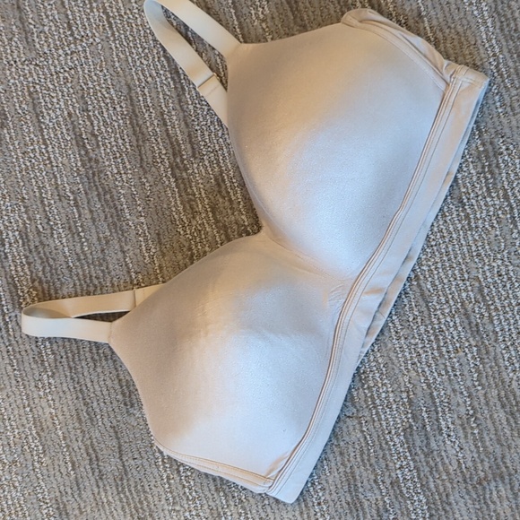 Cacique | Intimates & Sleepwear | Cacique Lightly Lined Lounge Bra 44dd ...